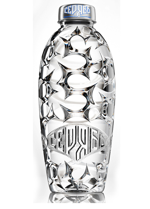 Creative Packaging: 100 Artistic Bottles That Showcase Effective Branding