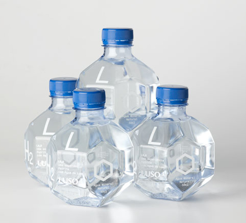 Creative Packaging: 100 Artistic Bottles That Showcase Effective Branding