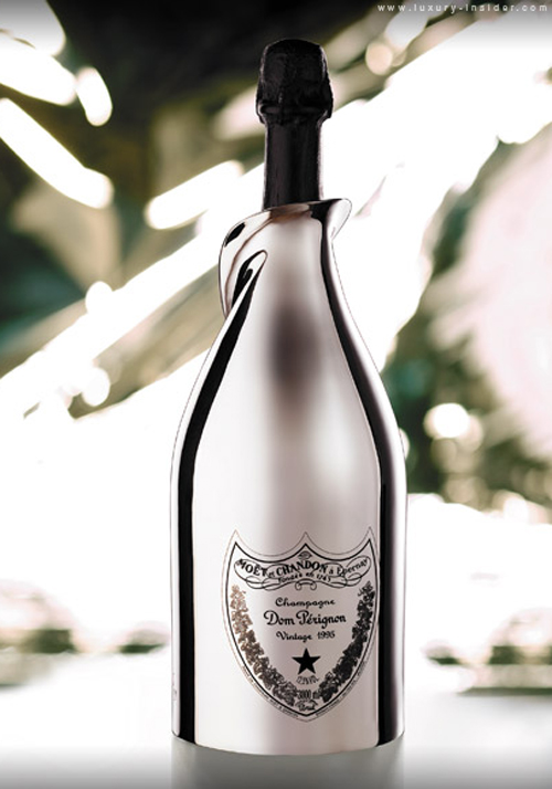 Creative Packaging: 100 Artistic Bottles That Showcase Effective Branding